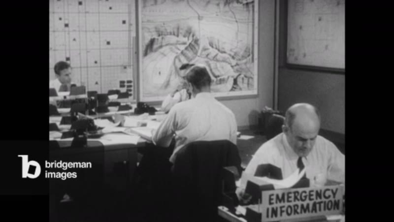 Image of United States: 1950s: Graph shows allowable radiation dose ...