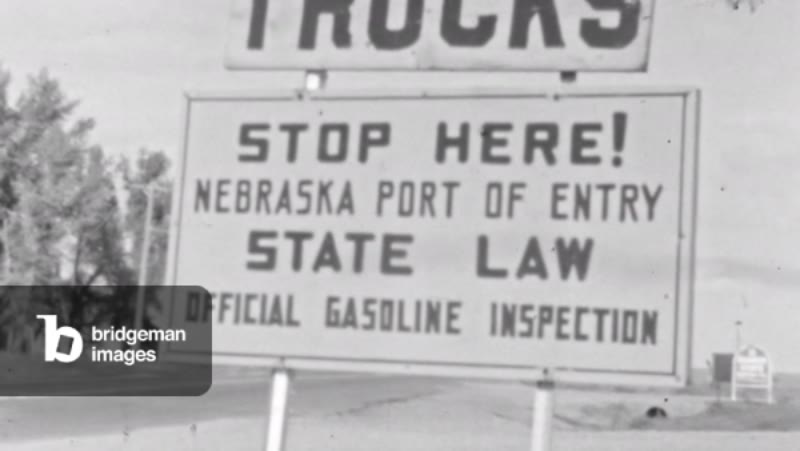 Image of Nebraska Port of Entry Sign Board Announcing State Law and