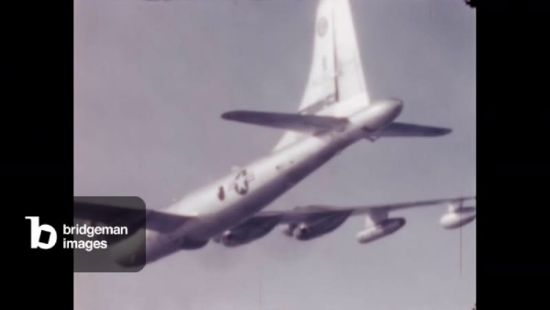 Image of United States Air Force heavy bomber of World War II